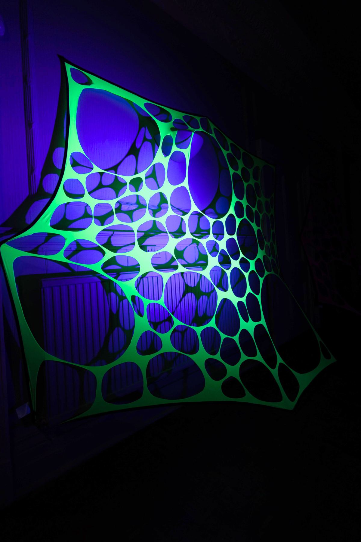 Green Neon Glow, UV Black Light Wall Decor, psychedelic decoration ...