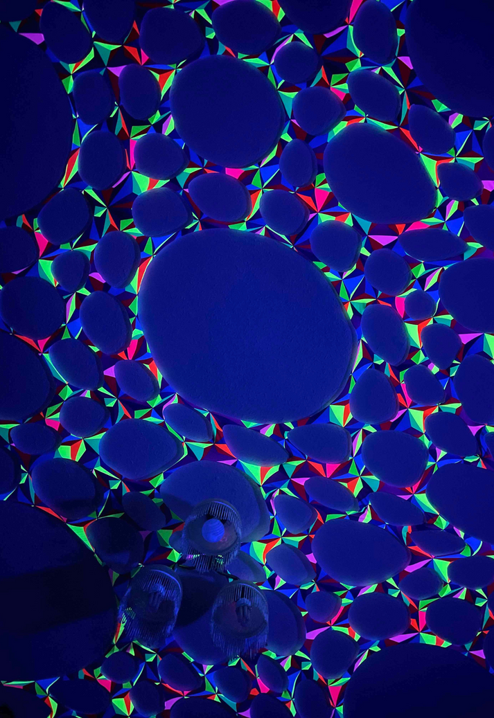 UV decorations that stand out. Beautiful UV geometric ceiling canopy ...